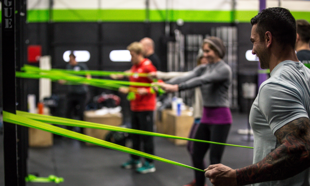 Standing Banded Row - Movement Fix